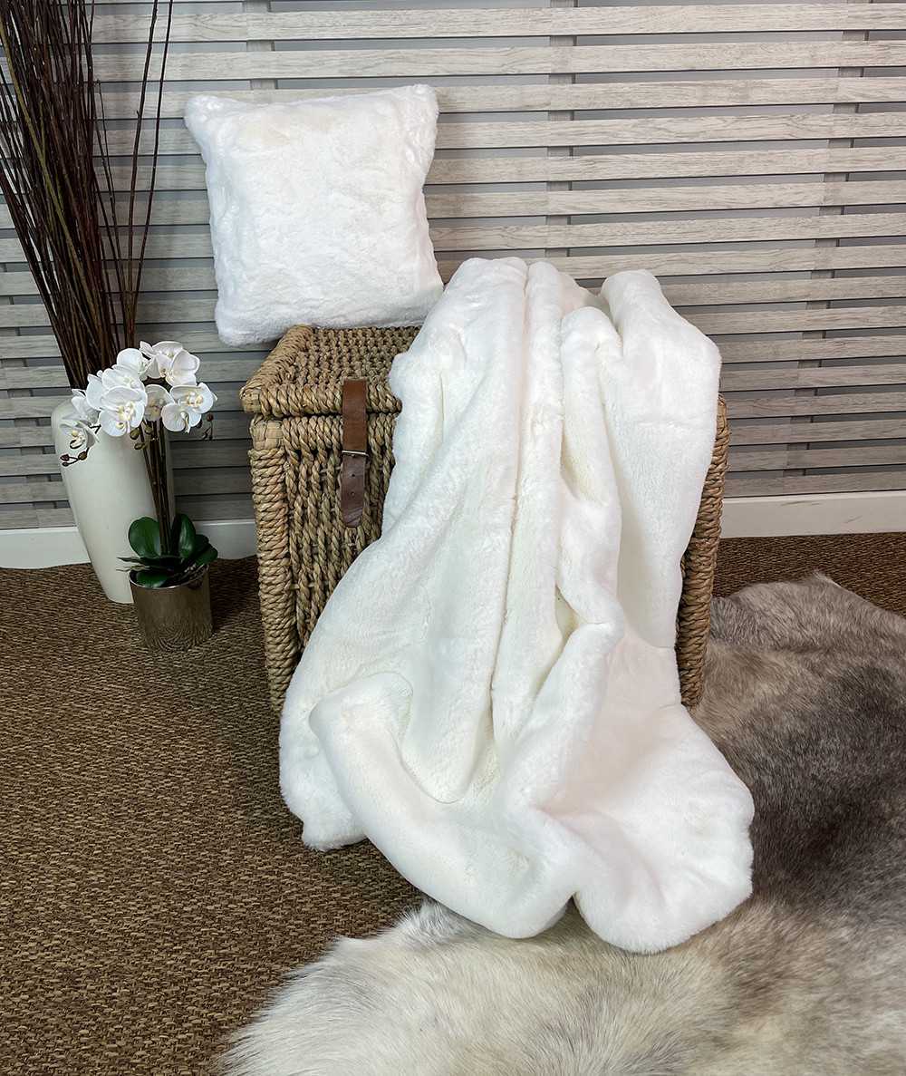 Chelsea Cream Fur Throw | Large Cream Faux Fur Blanket | Fur Bedspread