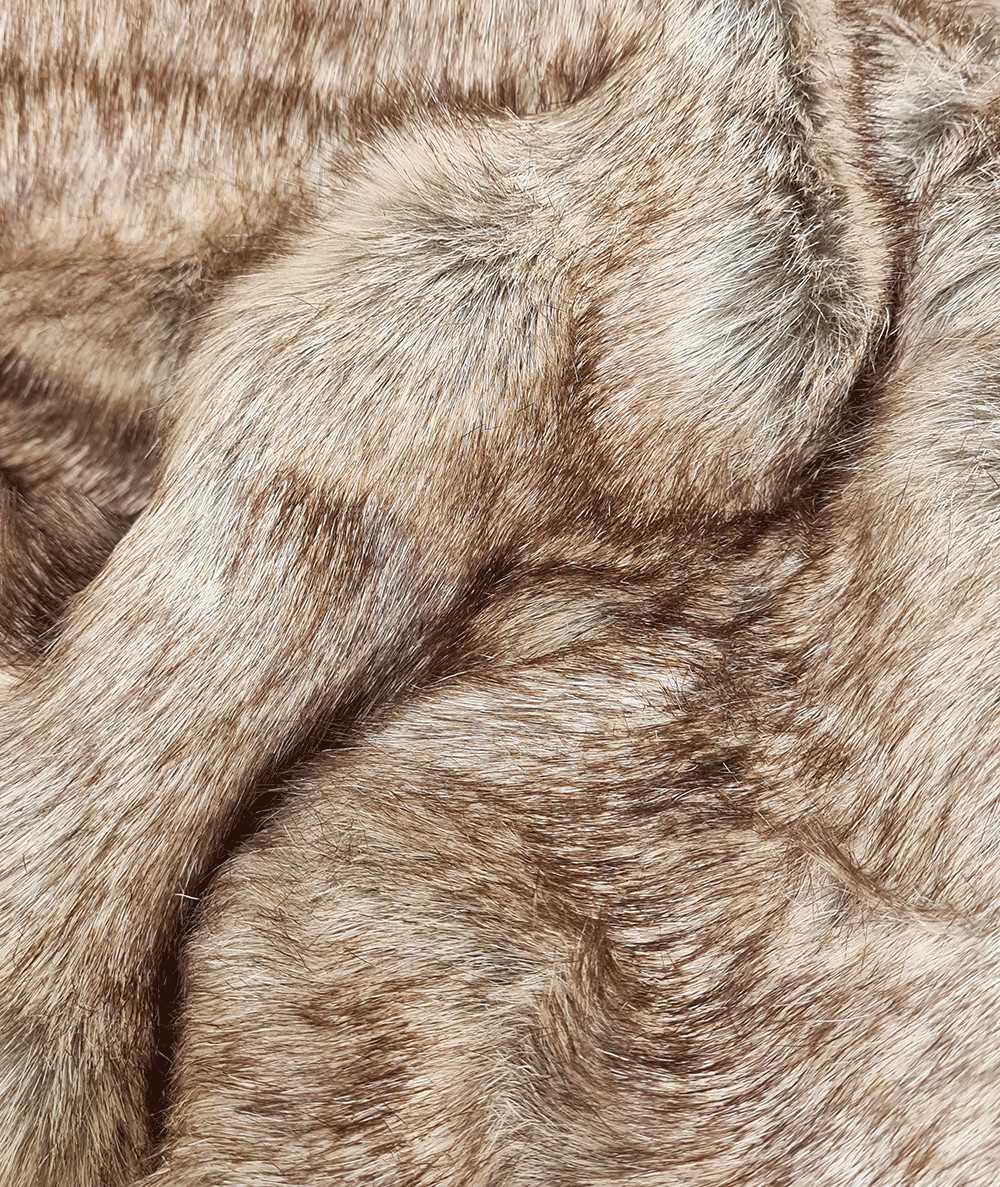 Woodchuck Faux Fur Throw | Large Faux Fur Throws | Brown Sofa Throws
